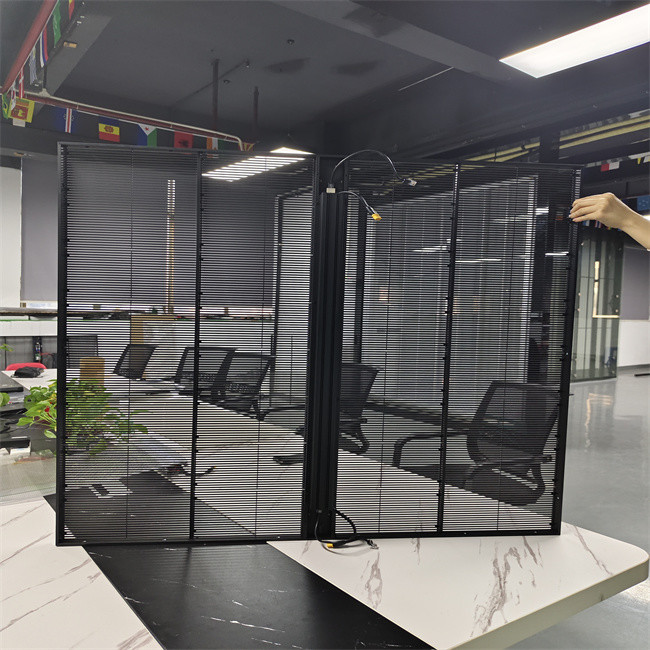 Transparent Led IP67 RGB P2.6 Grille Mesh Screen Indoor Shop Window ...